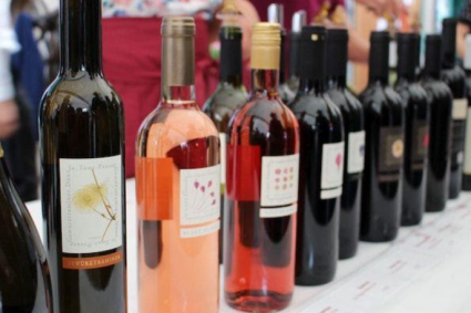 Traditional Swiss alcoholic and cocktail drinks | Restaurant Fondue